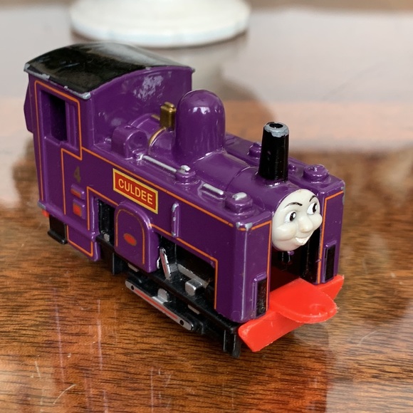 Toys | Vintage Ertl Thomas The Tank Engine Friends 4 Culdee 1995 ...